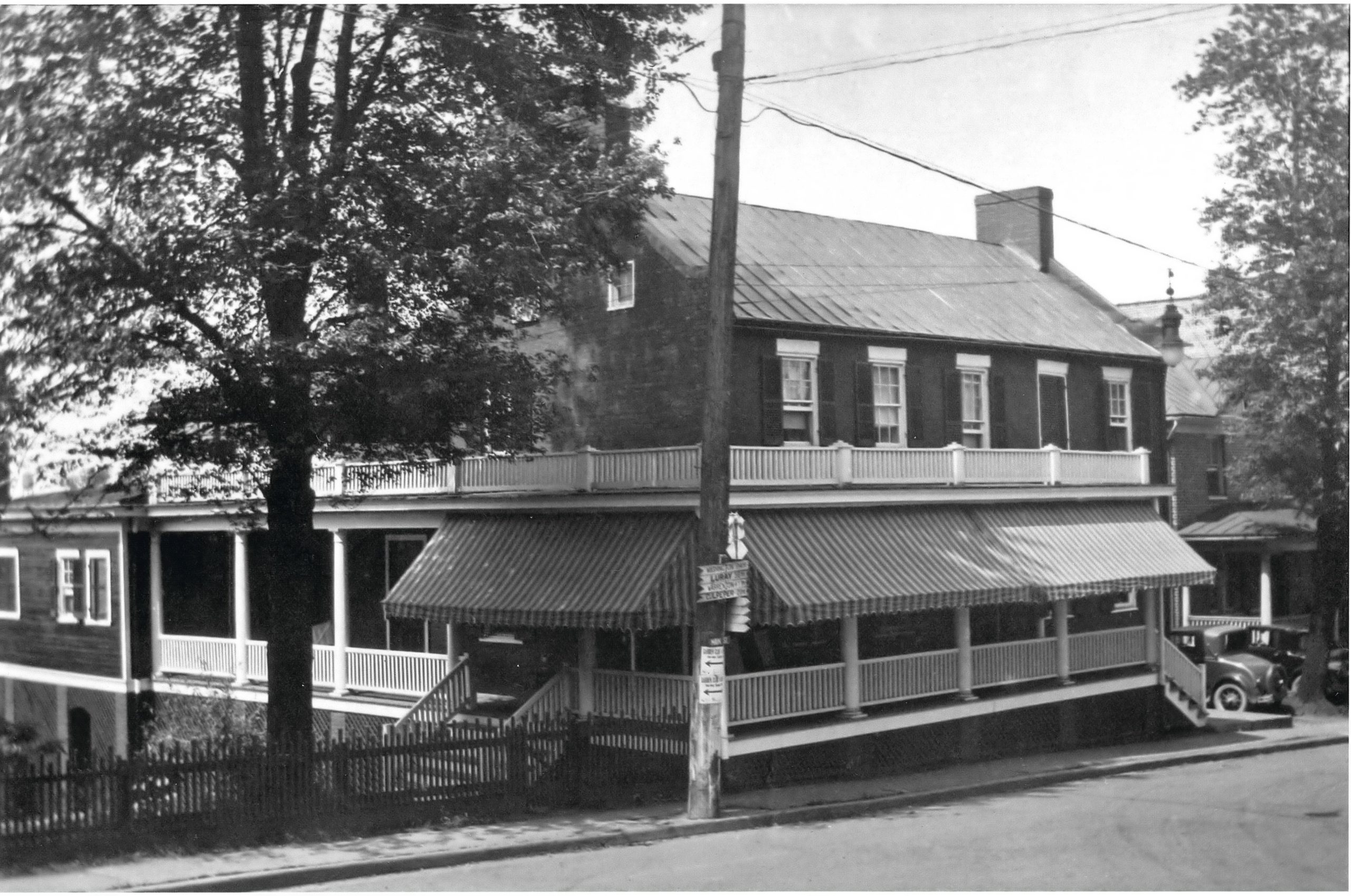 Houses Tell Compelling Stories - America Comes Alive