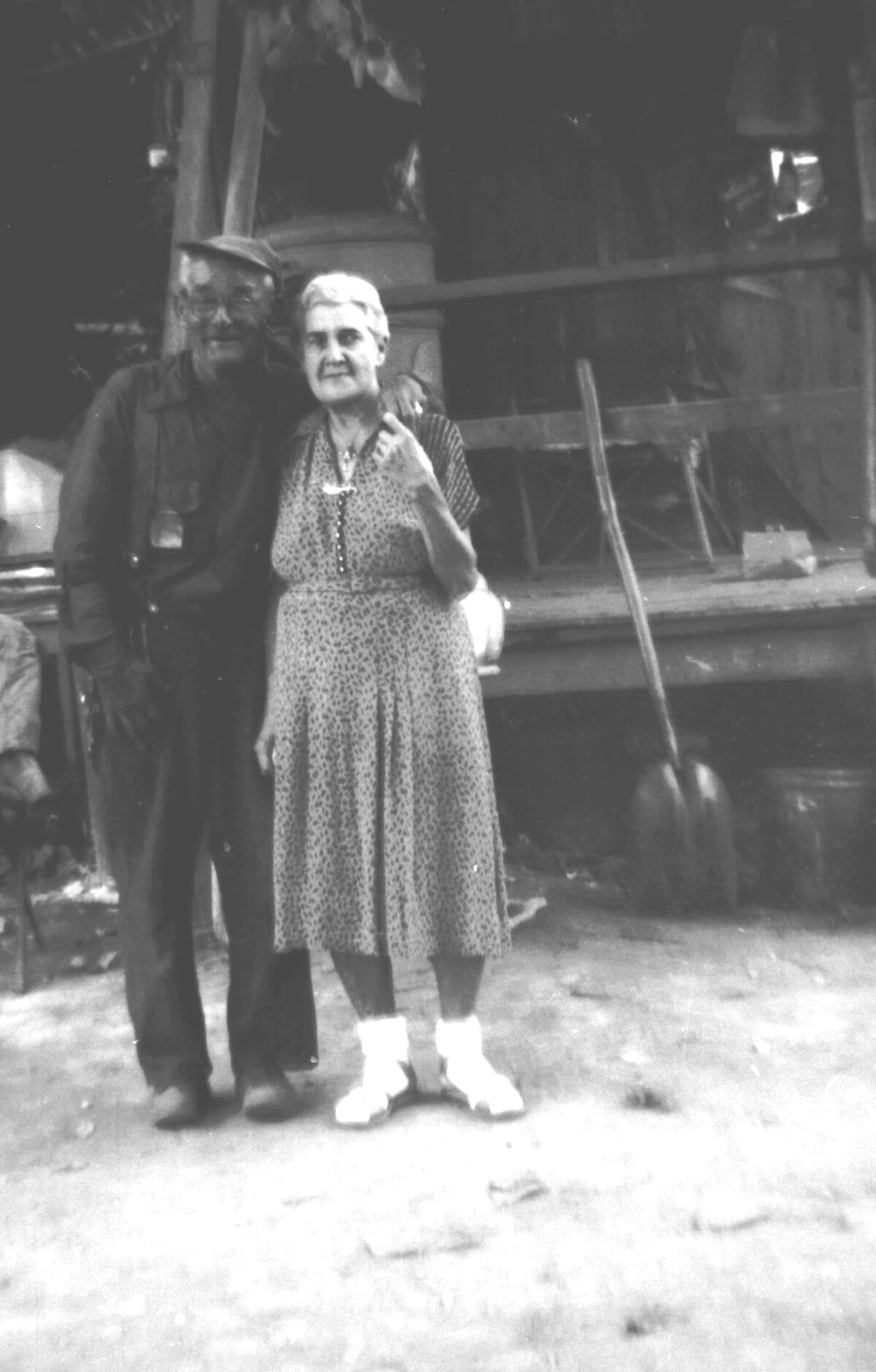 Everyday People Tell the True American Story - America Comes Alive